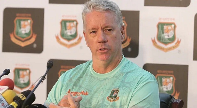 যুক্তরাষ্ট্রের কোচ হয়ে বাংলাদেশকে হারিয়ে যা বললেন স্টুয়ার্ট ল