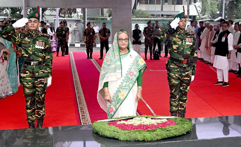 PM pays homage to Bangabandhu on Mujibnagar Day